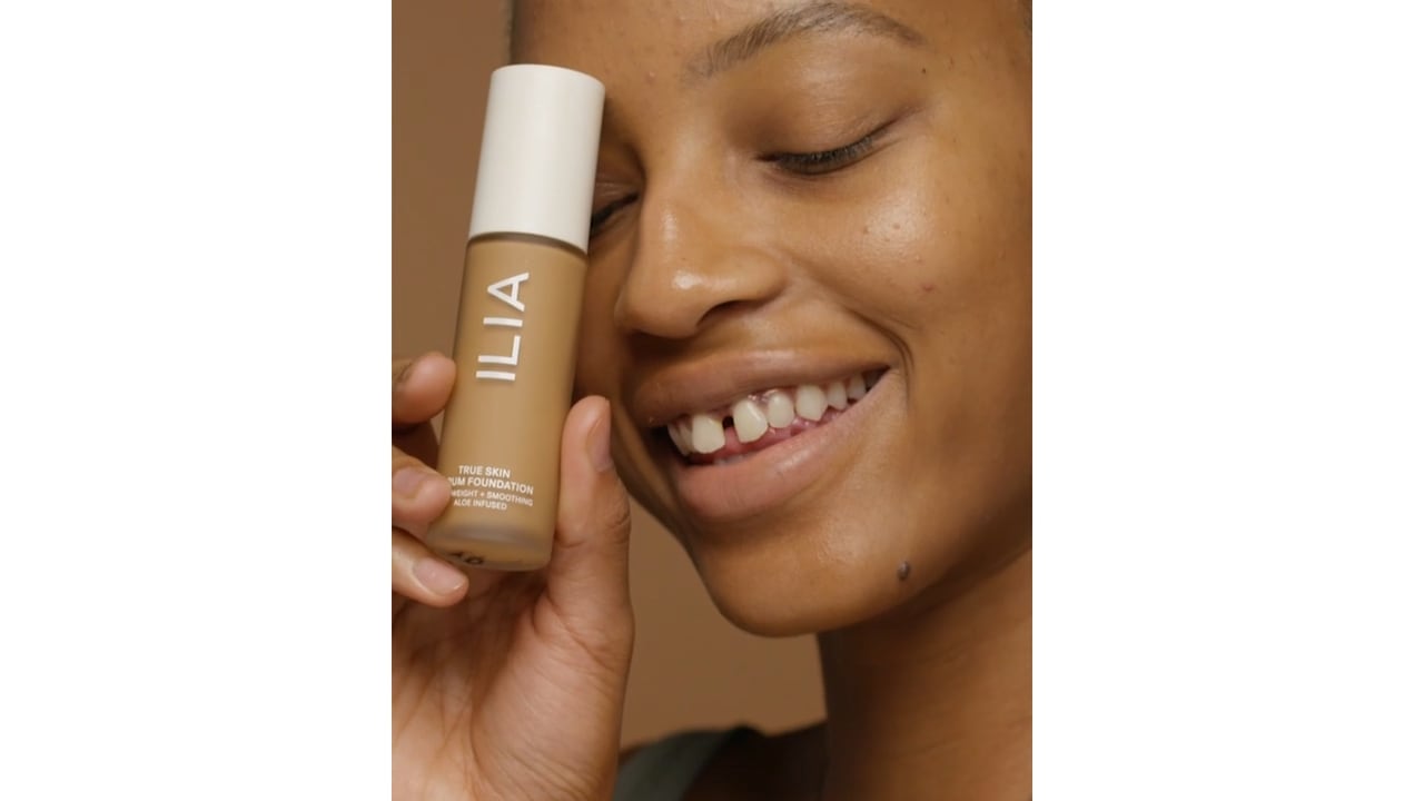 True Skin Medium Coverage Serum Foundation with Niacinamide - ILIA ...