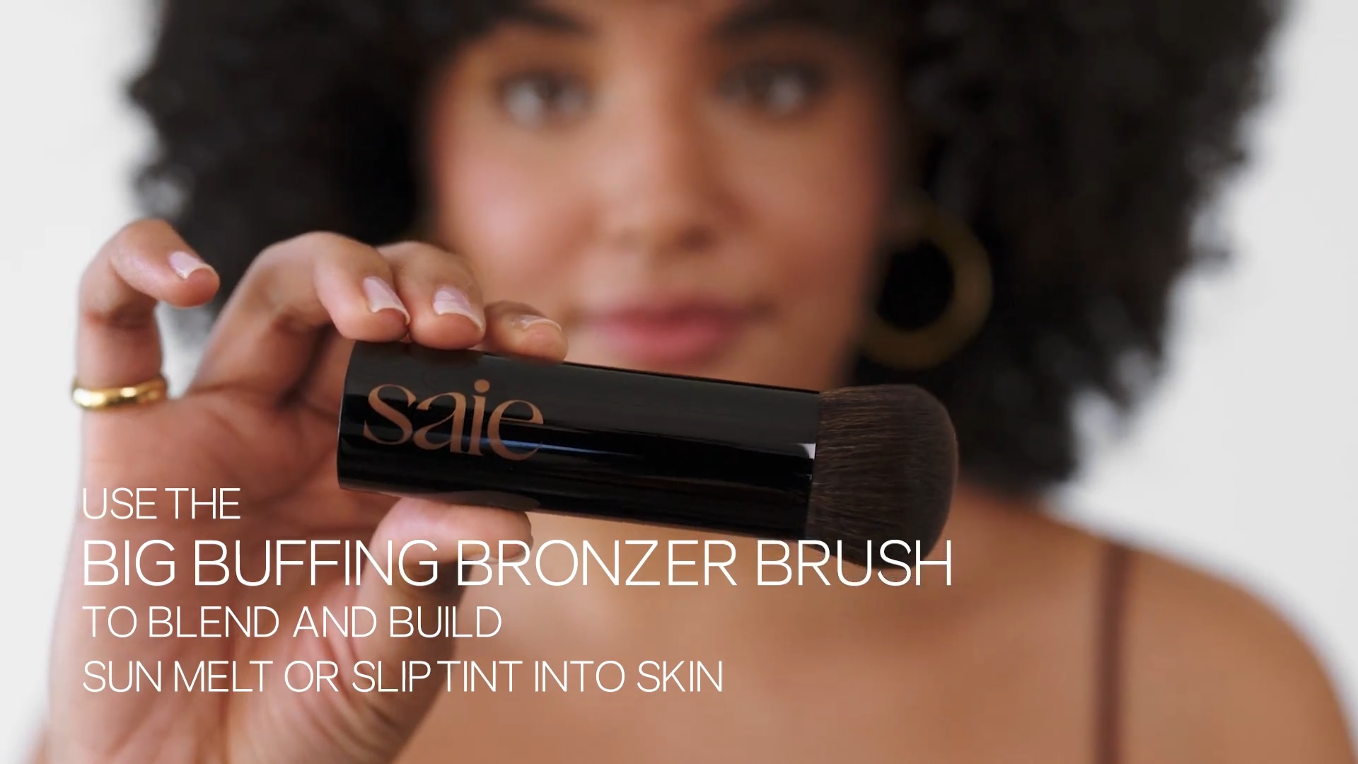 The Big Buffing Bronzer Brush - Saie | Sephora