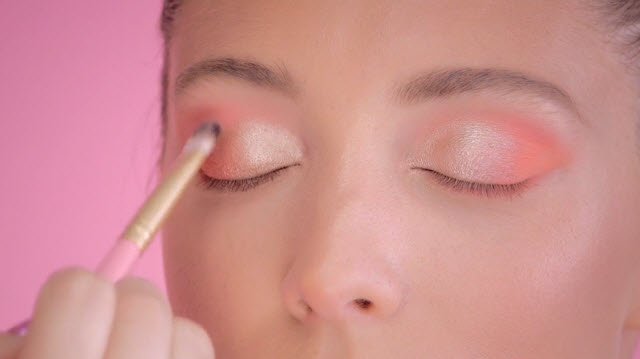 Sweet Peach Eye Shadow Collection Palette - Too Faced | Sephora