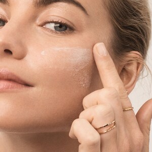 Liquid Gold Ultimate Perfecting Mask with Glycolic, Ferulic and Lactic ...