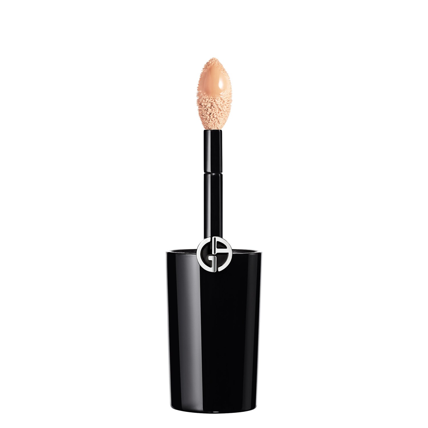 Armani Beauty Luminous Silk Face and Under-Eye Concealer | Mall of America®
