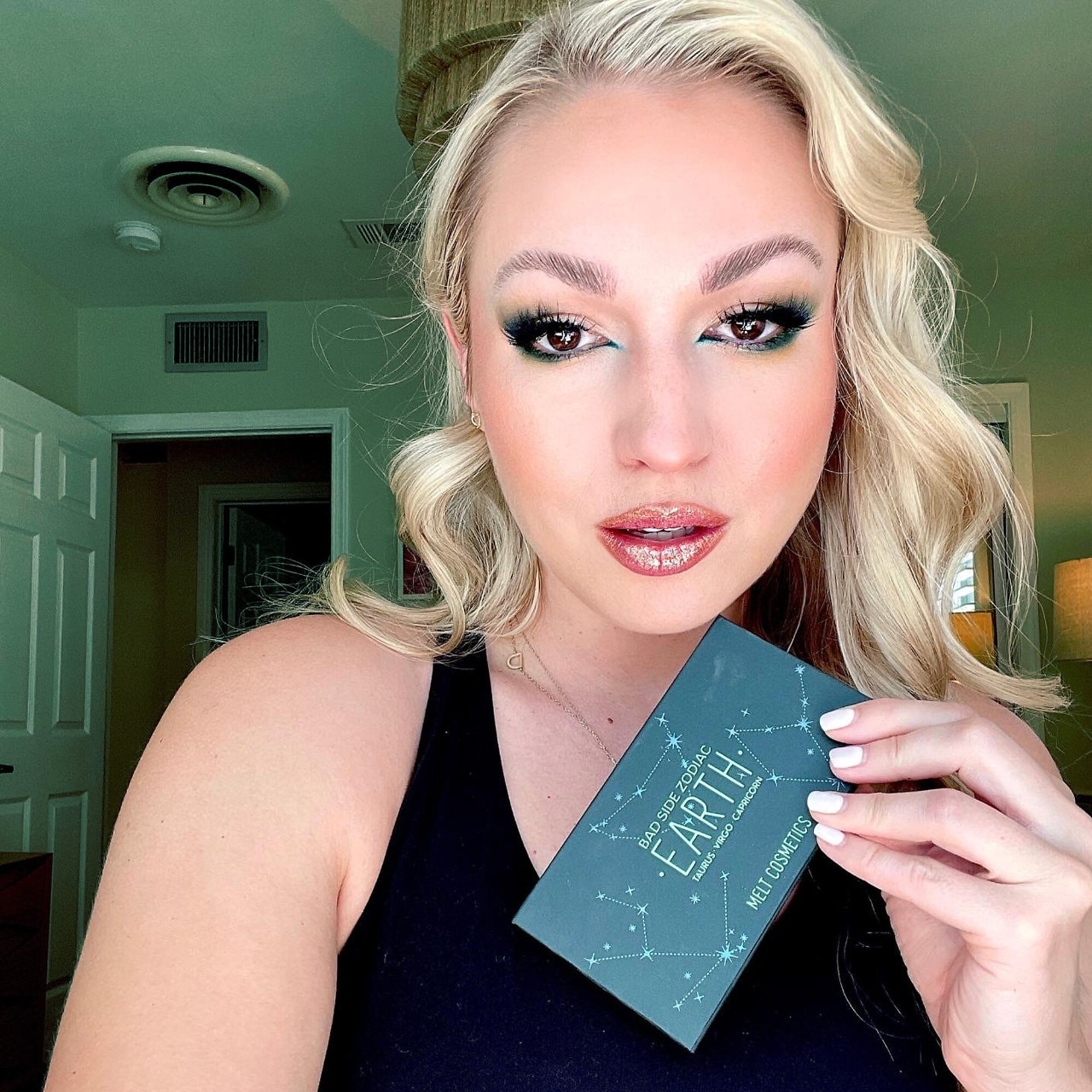 Melt Cosmetics Mini Bad Side Zodiac Eyeshadow Palette | Mall of America®